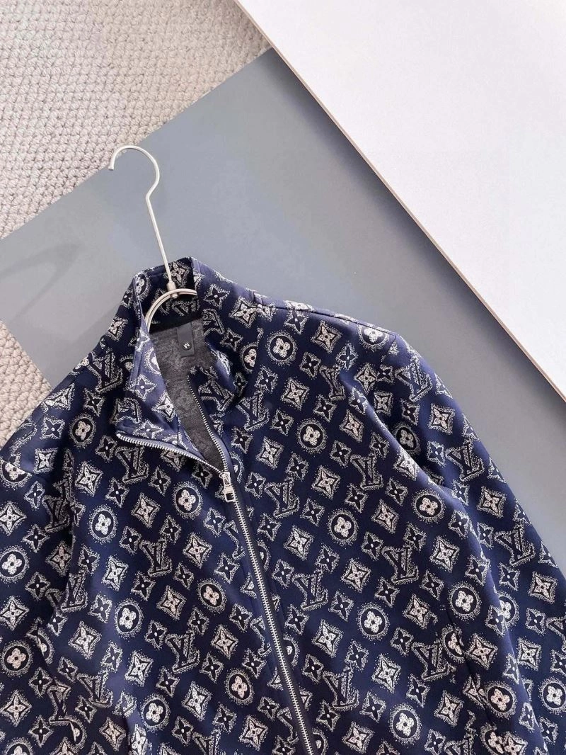 Accurate model Louis Vuitton Long Suits