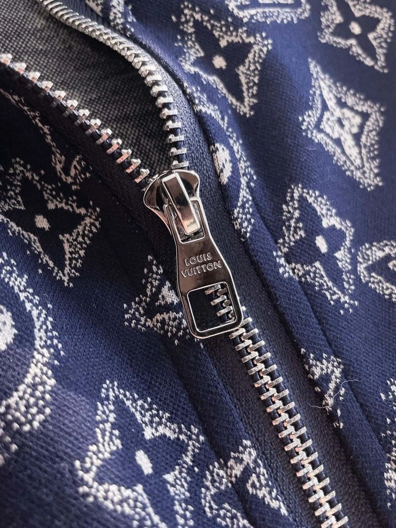 Accurate model Louis Vuitton Long Suits