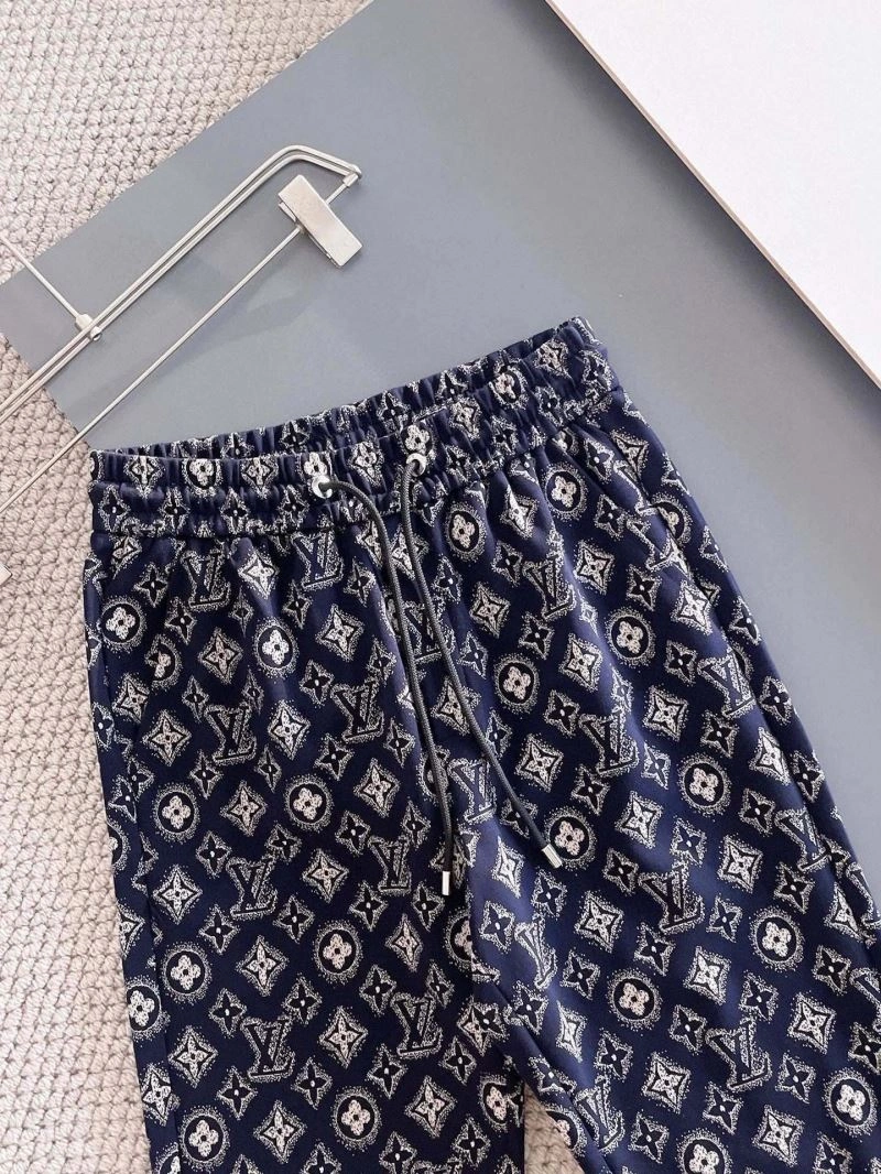 Accurate model Louis Vuitton Long Suits