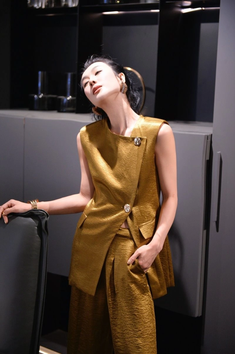 Genuine Louis Vuitton Long Suits