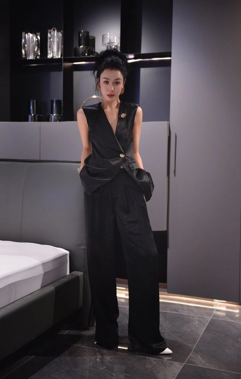 Real Louis Vuitton Long Suits