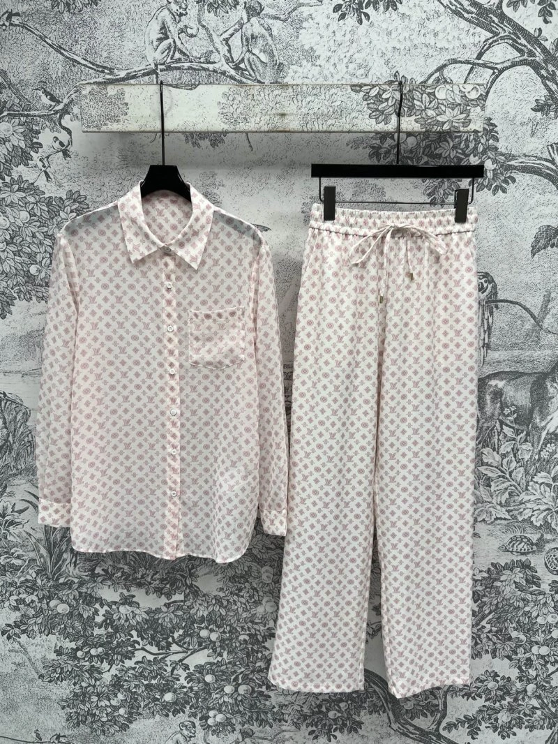 Louis Vuitton Long Suits