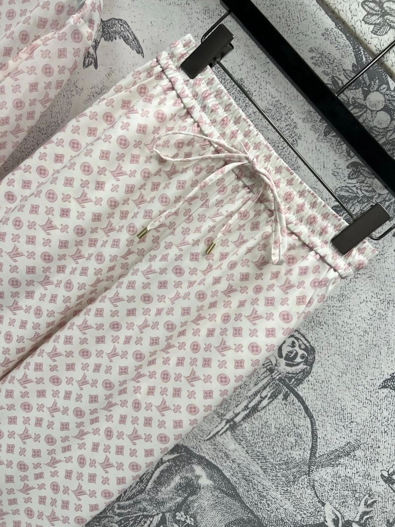 Top match Louis Vuitton Long Suits