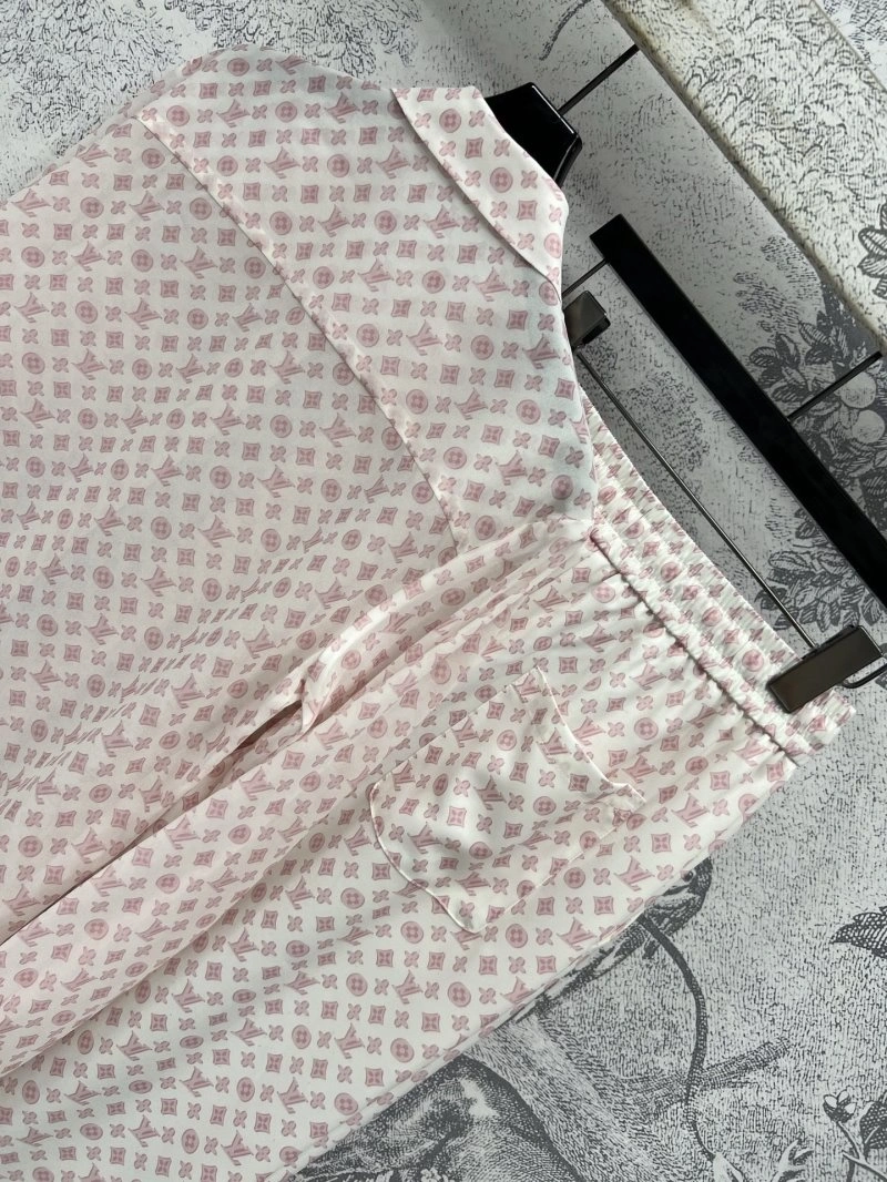 Top match Louis Vuitton Long Suits