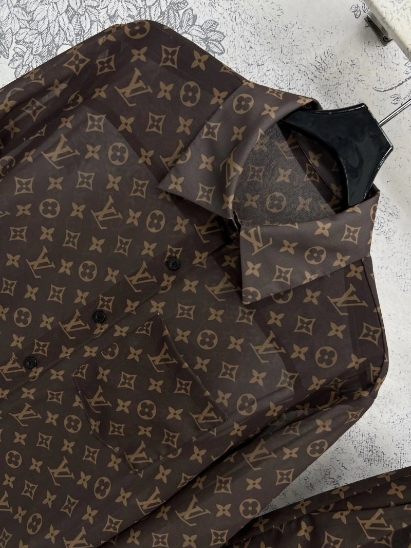 Indistinguishable Louis Vuitton Long Suits