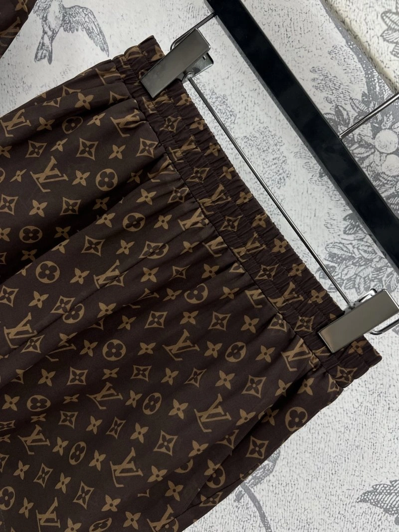Indistinguishable Louis Vuitton Long Suits
