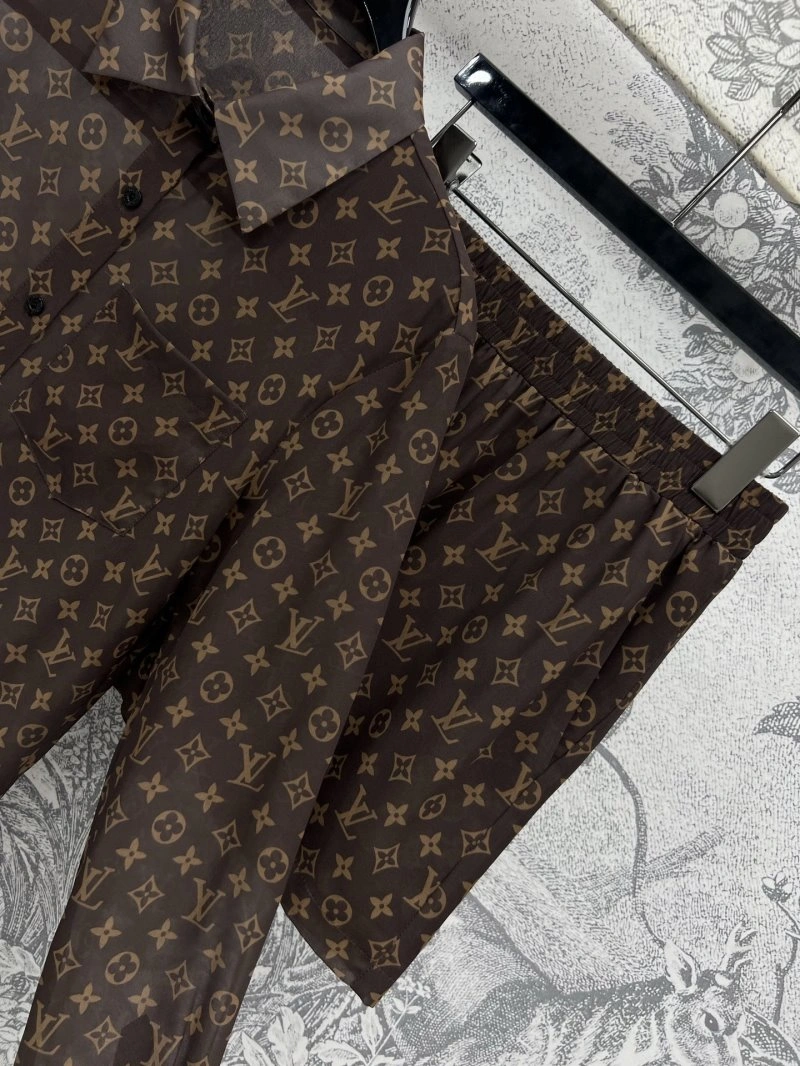 Indistinguishable Louis Vuitton Long Suits