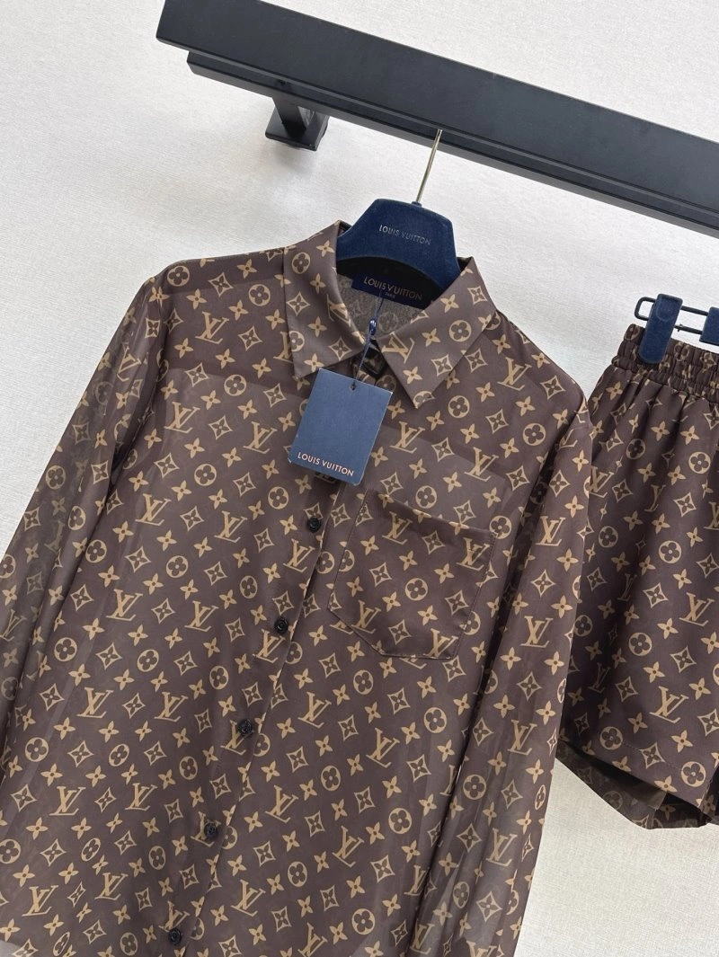 Top match Louis Vuitton Long Suits
