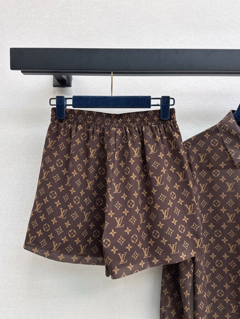 Top match Louis Vuitton Long Suits