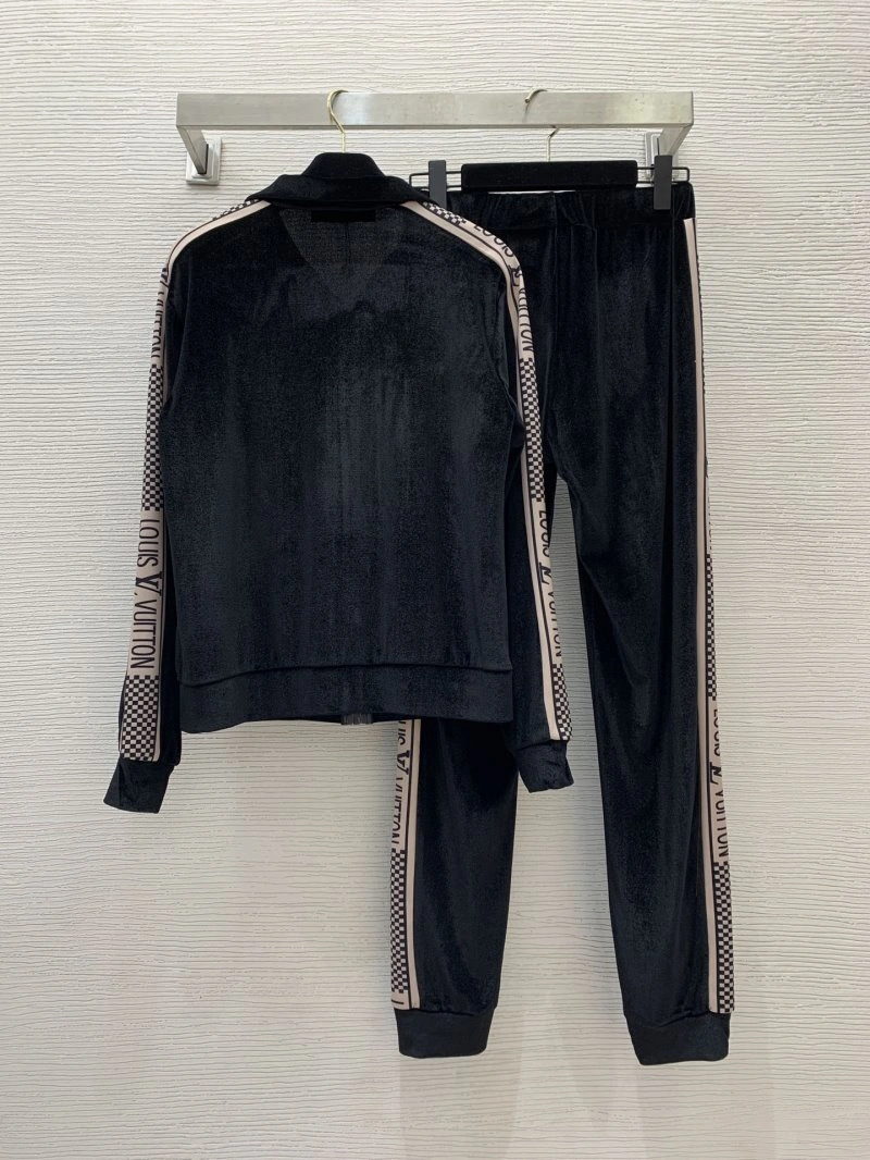 Perfect replica Louis Vuitton Long Suits