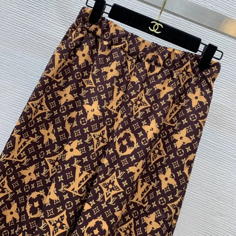 Exact replica Louis Vuitton Long Suits