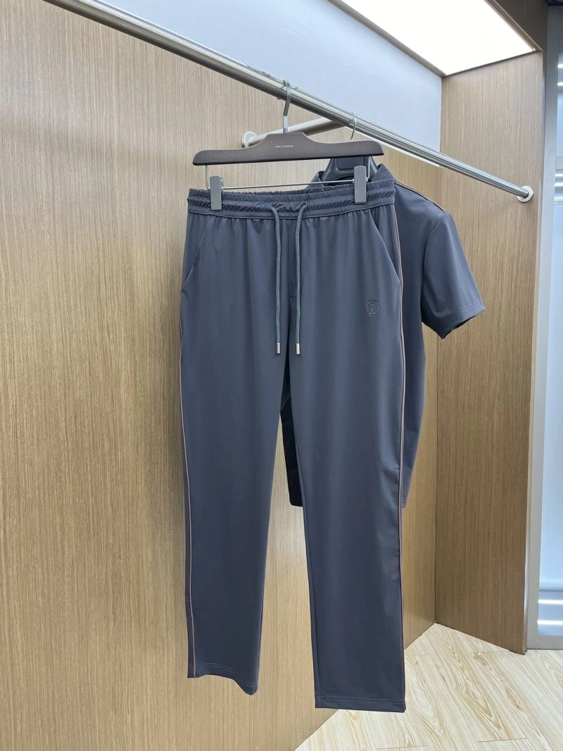 Accurate model Louis Vuitton Long Suits