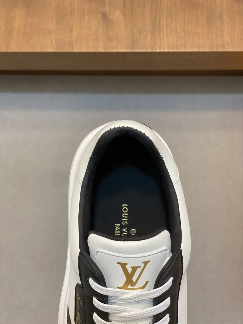 Louis Vuitton Low Shoes