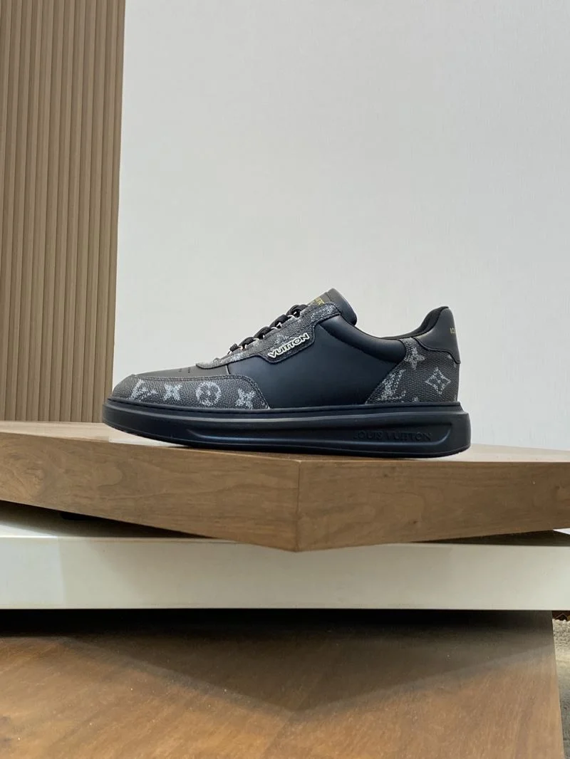 Original Louis Vuitton Low Shoes