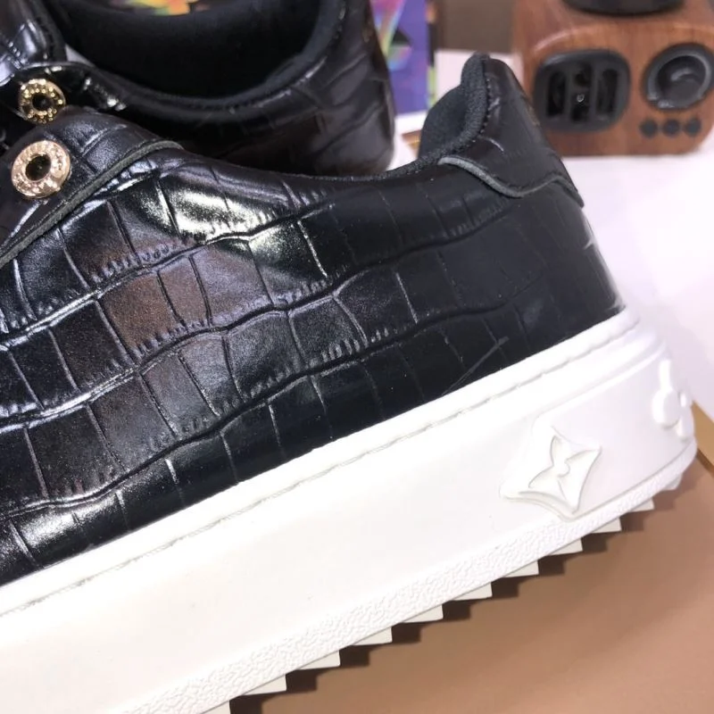 Real Louis Vuitton Low Shoes