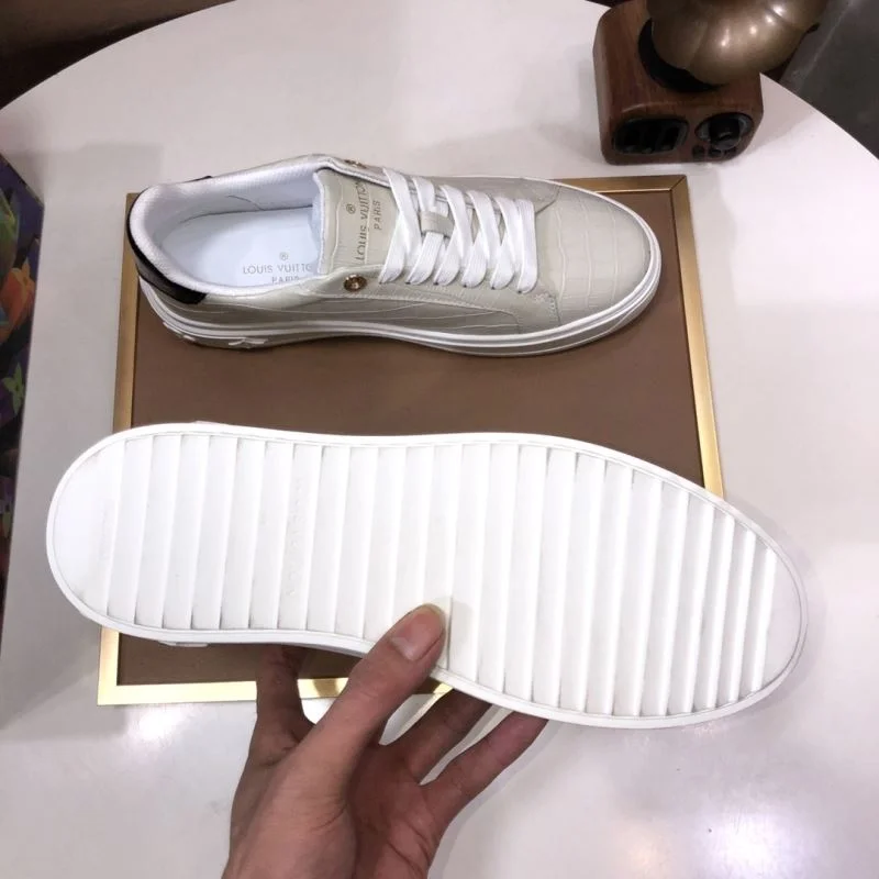 Inexpensive Louis Vuitton Low Shoes