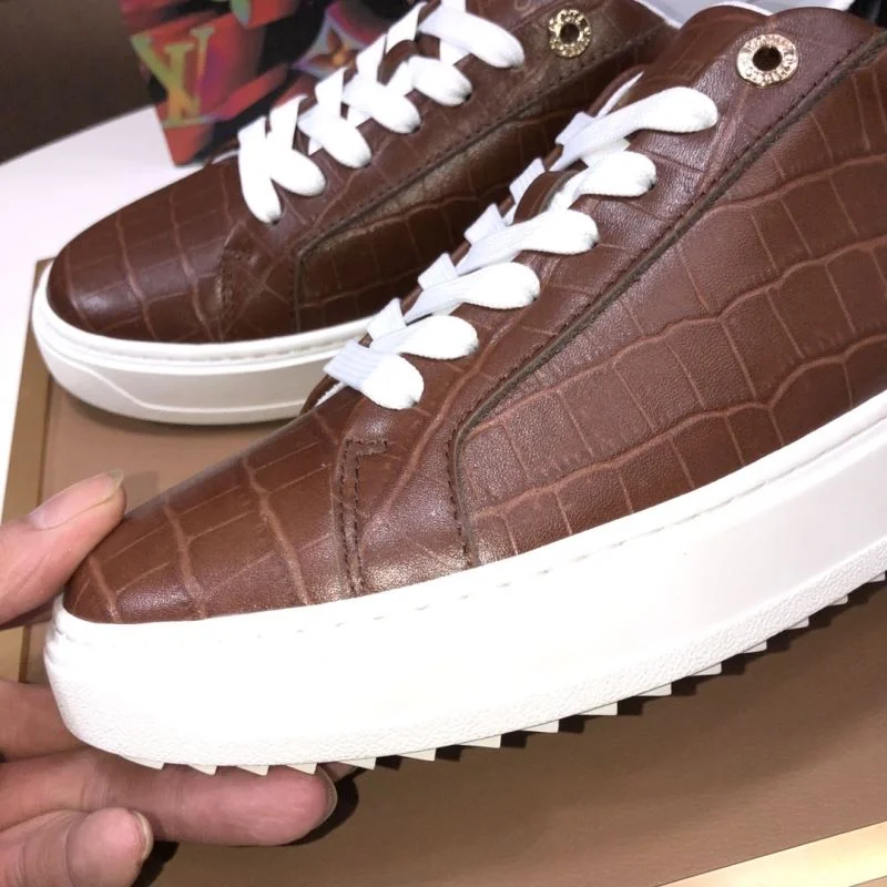 Inexpensive Louis Vuitton Low Shoes
