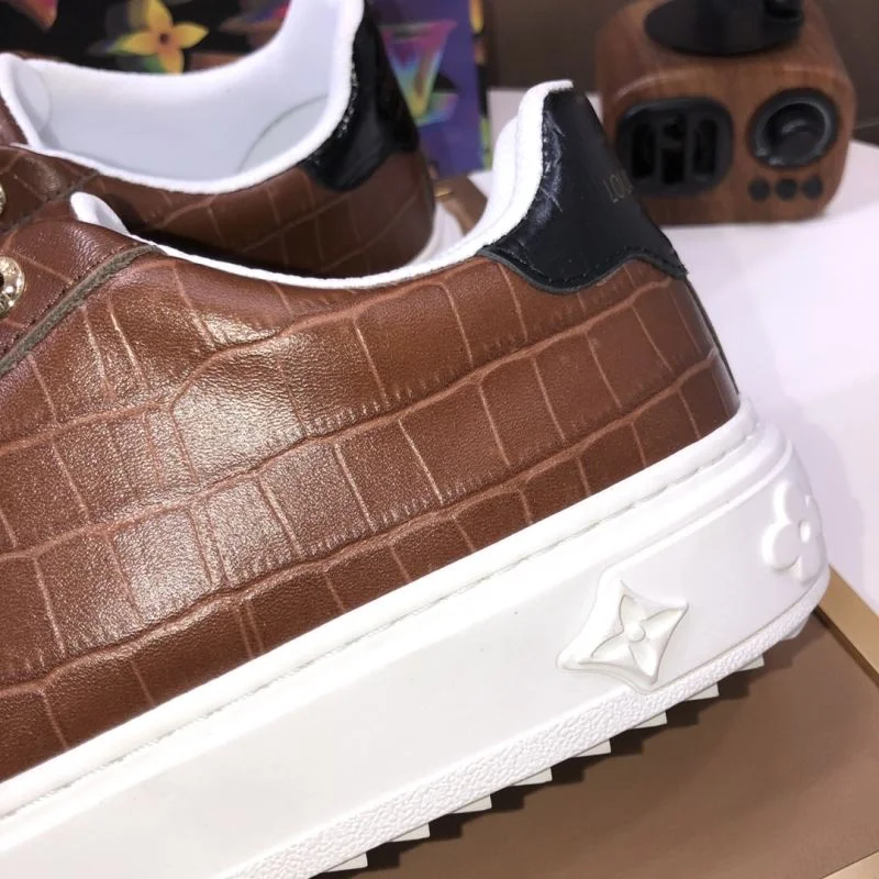 Inexpensive Louis Vuitton Low Shoes