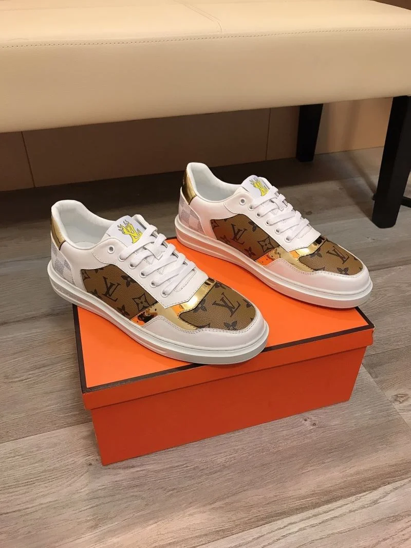 Accurate model Louis Vuitton Low Shoes