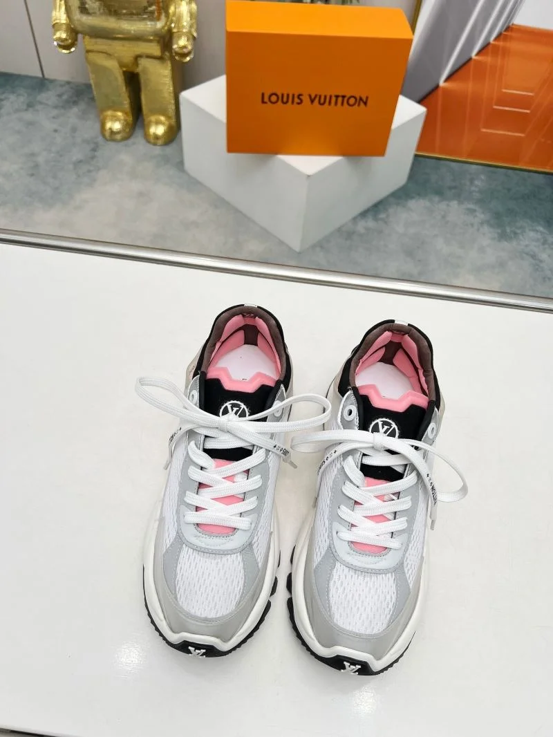 Perfect replica Louis Vuitton Low Shoes