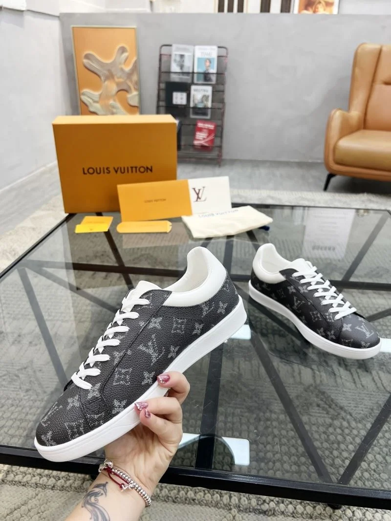Louis Vuitton Low Shoes