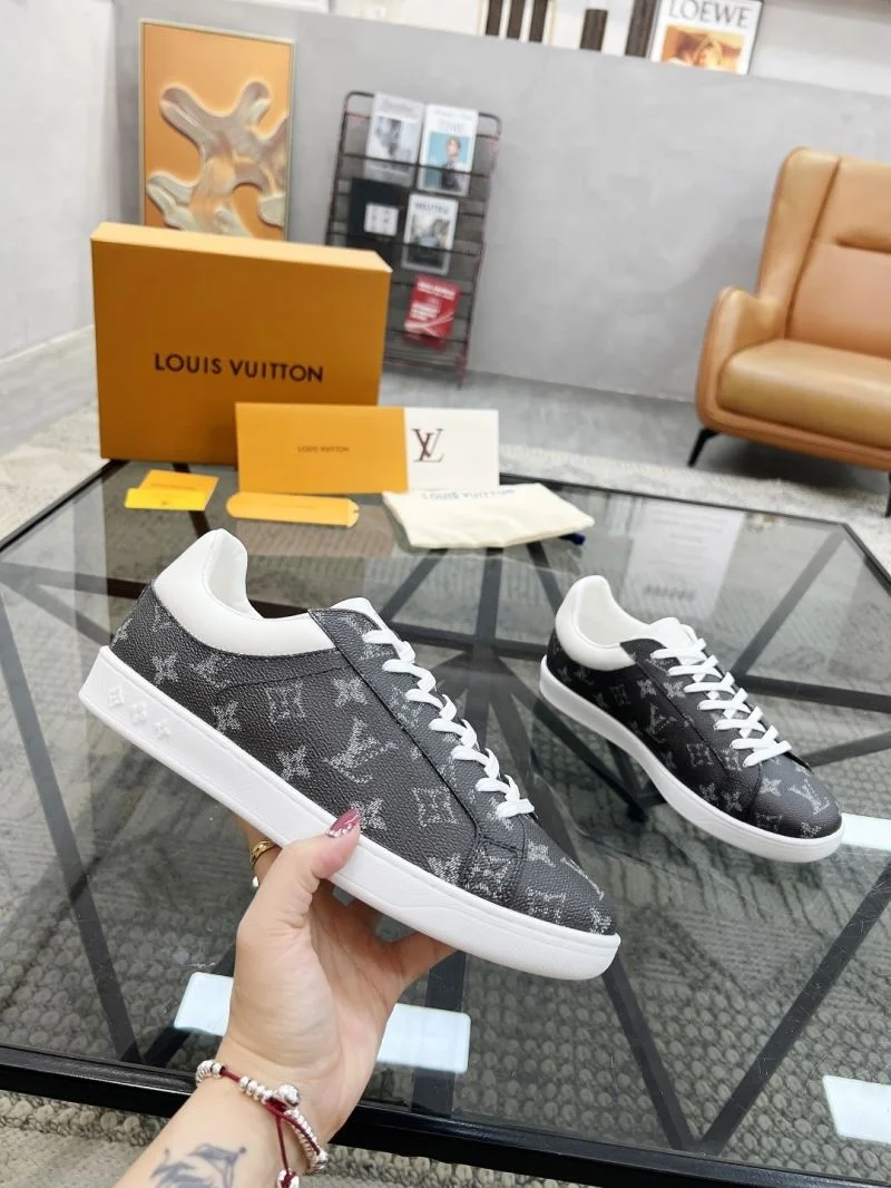 Louis Vuitton Low Shoes