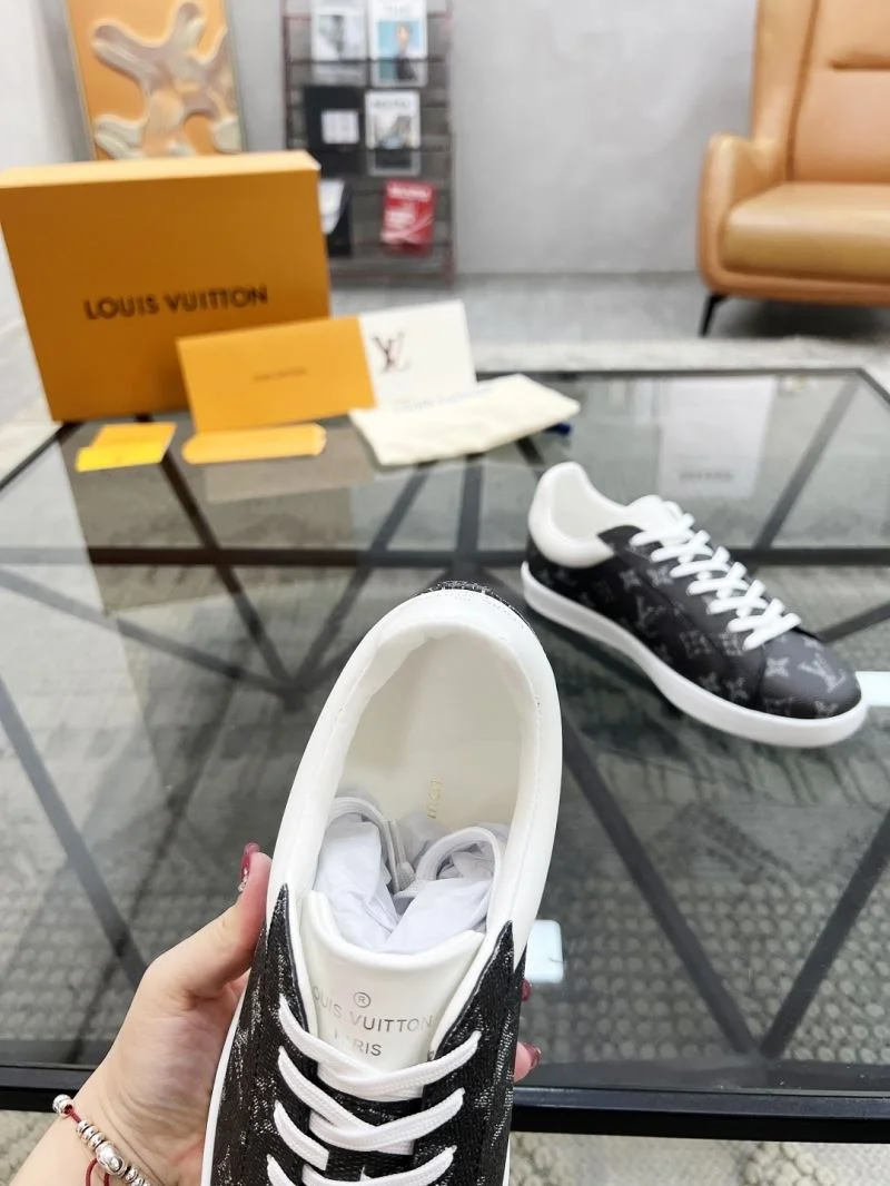 Louis Vuitton Low Shoes