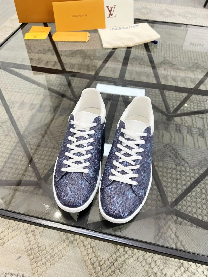 Perfect replica Louis Vuitton Low Shoes