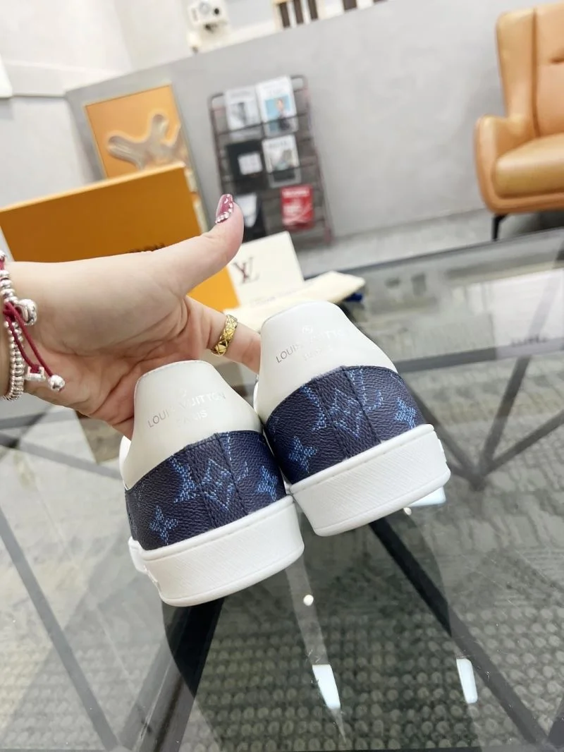 Perfect replica Louis Vuitton Low Shoes