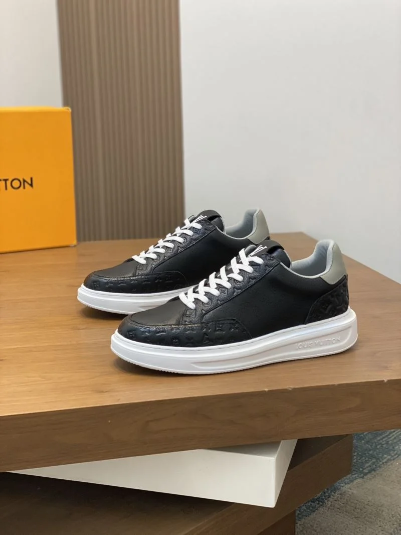 Accurate model Louis Vuitton Low Shoes