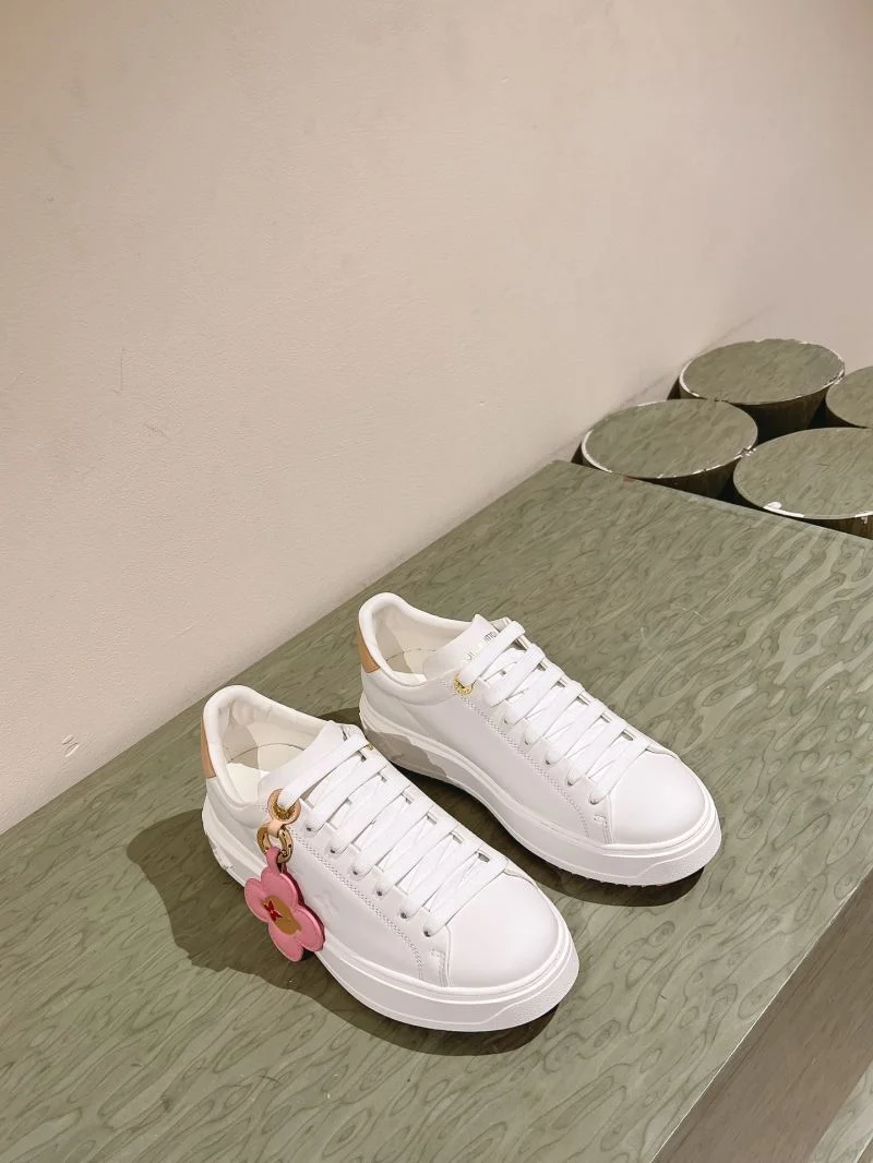 Louis Vuitton Low Shoes