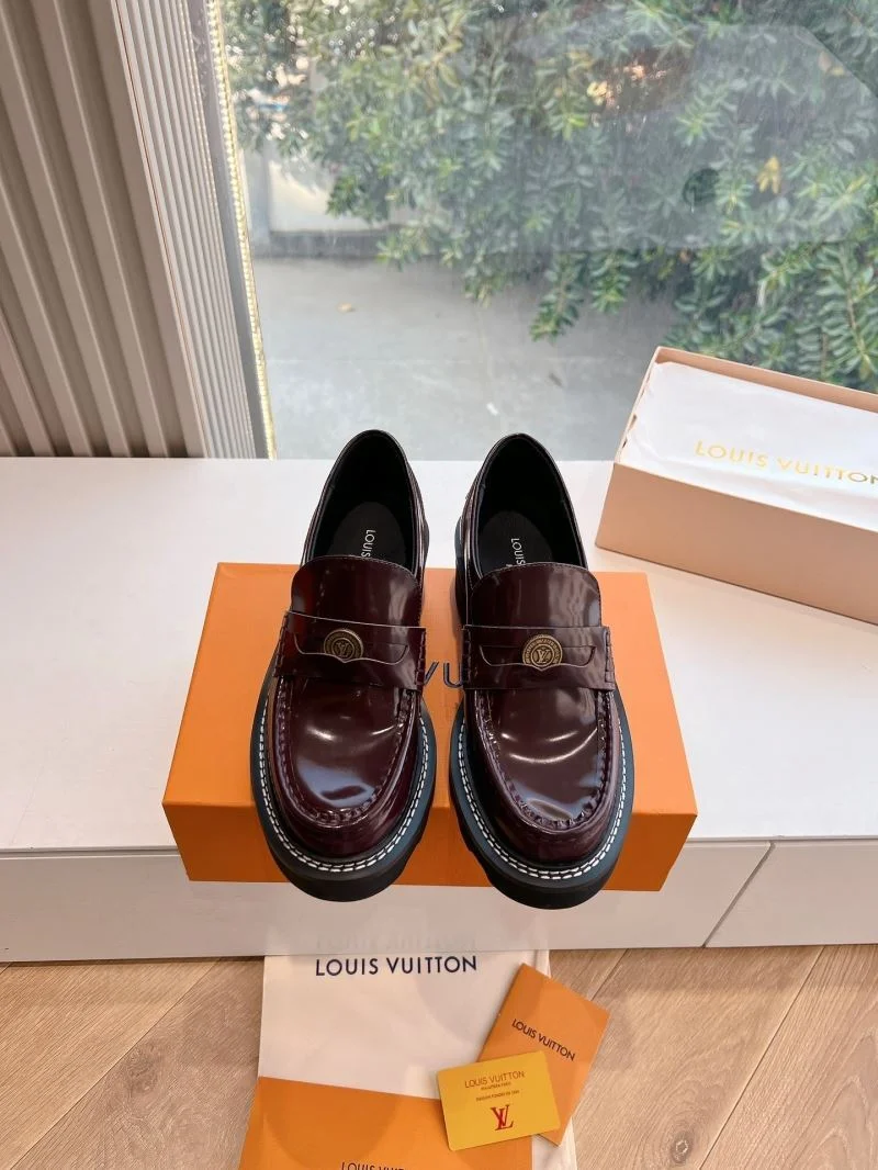 High fidelity Louis Vuitton Low Shoes