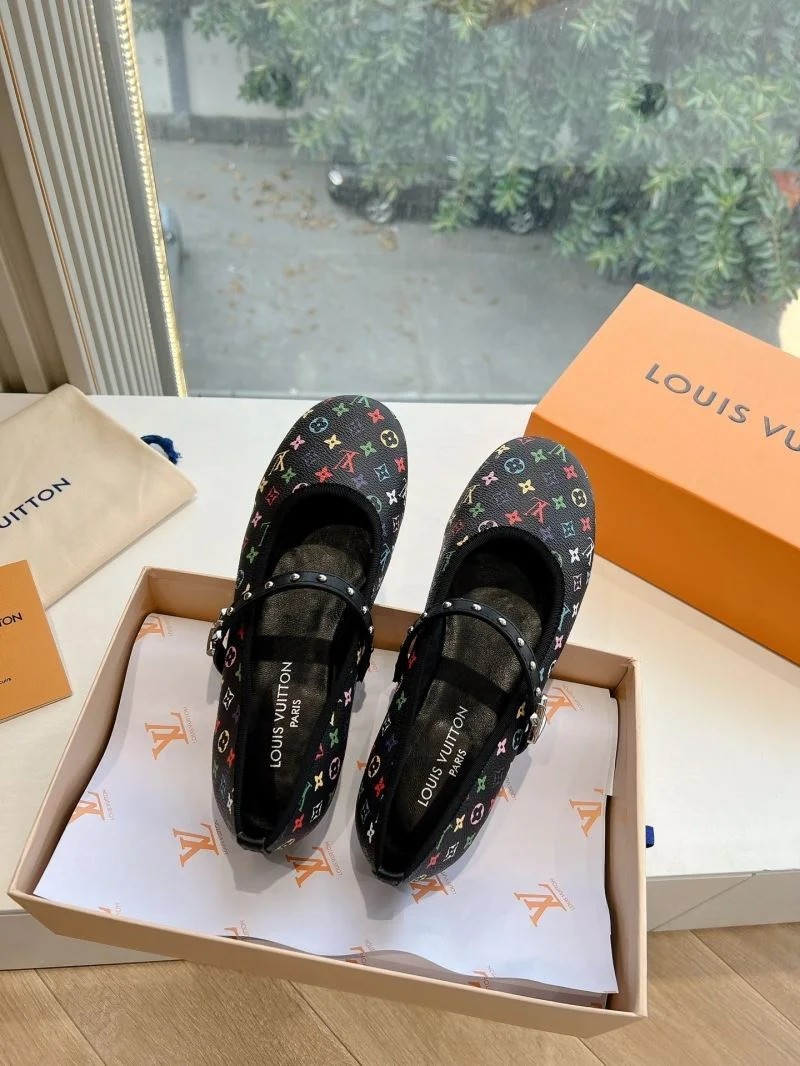 1:1 copy Louis Vuitton Low Shoes