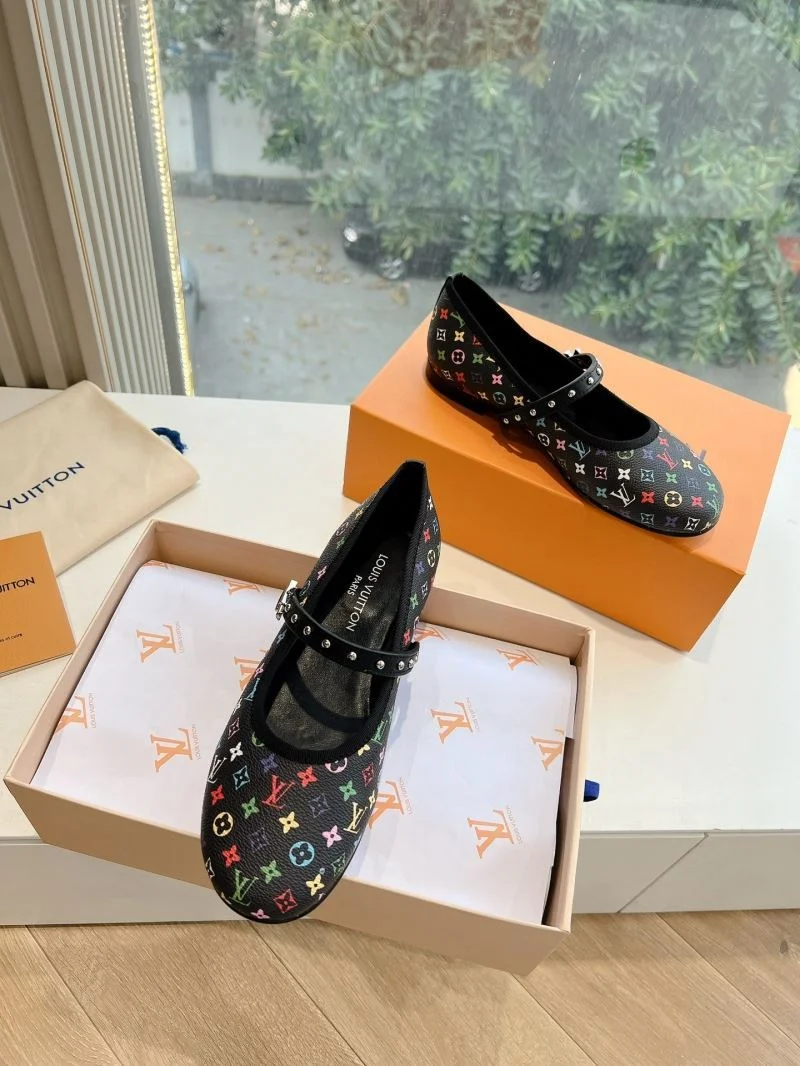 1:1 copy Louis Vuitton Low Shoes