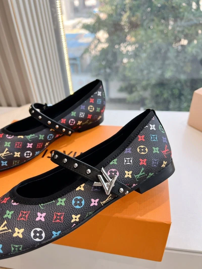 1:1 copy Louis Vuitton Low Shoes