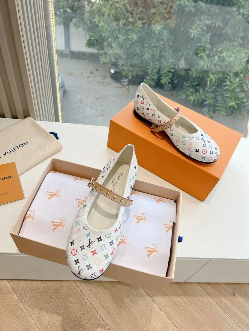 Discounted Louis Vuitton Low Shoes