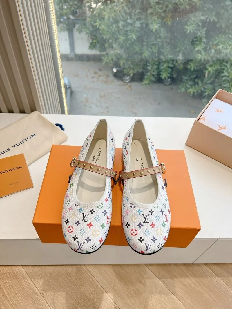 Discounted Louis Vuitton Low Shoes