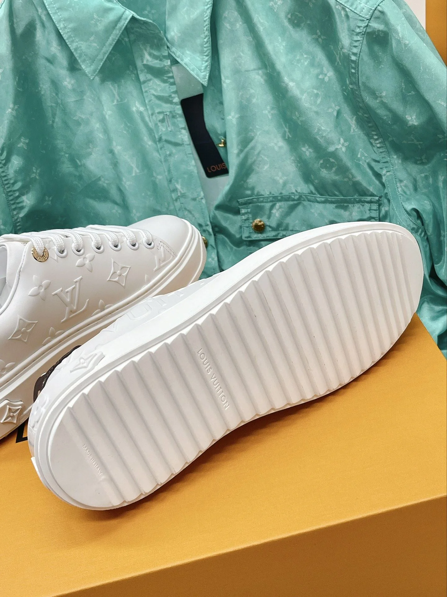 Original Louis Vuitton Low Shoes