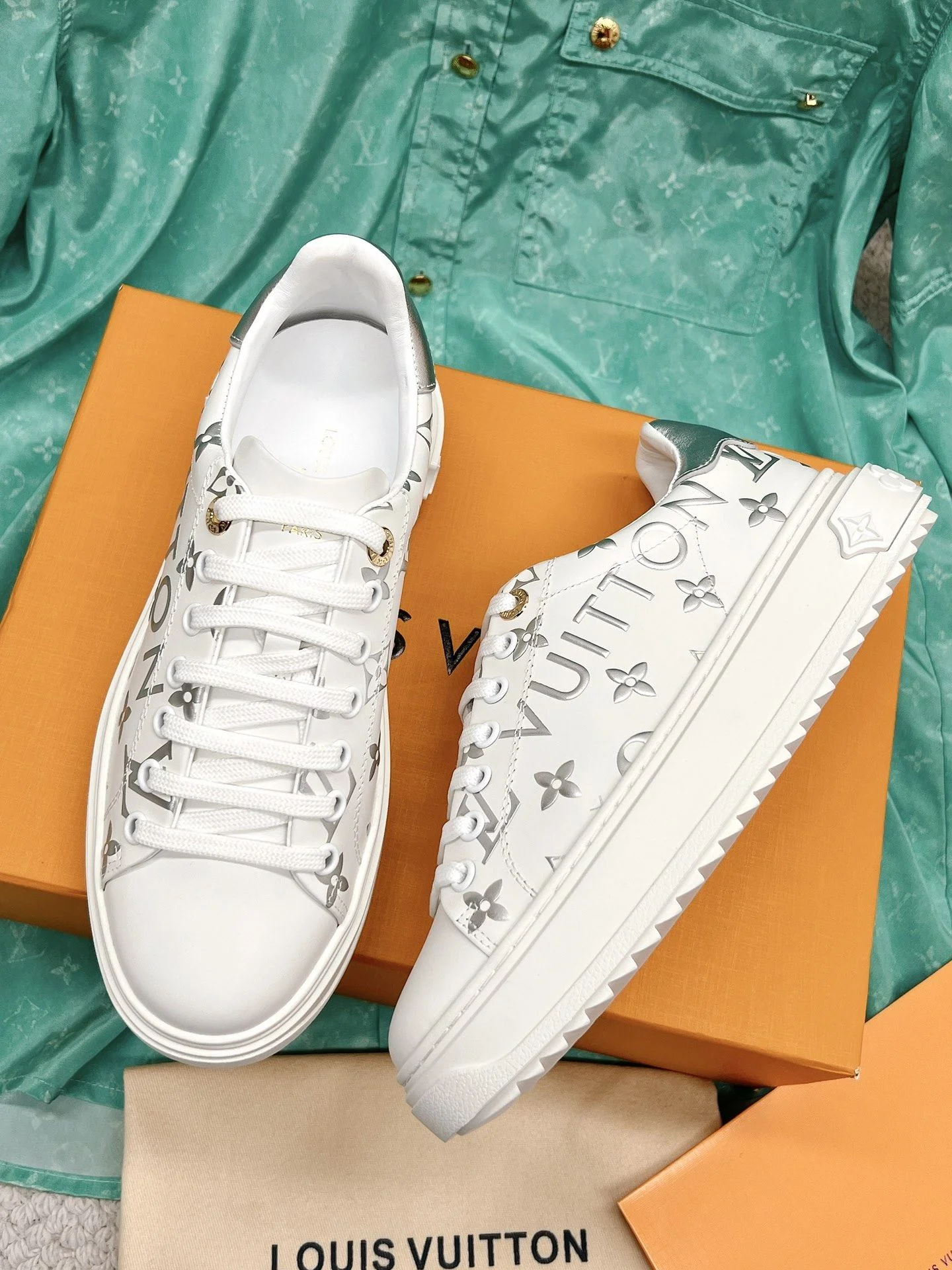 Top match Louis Vuitton Low Shoes