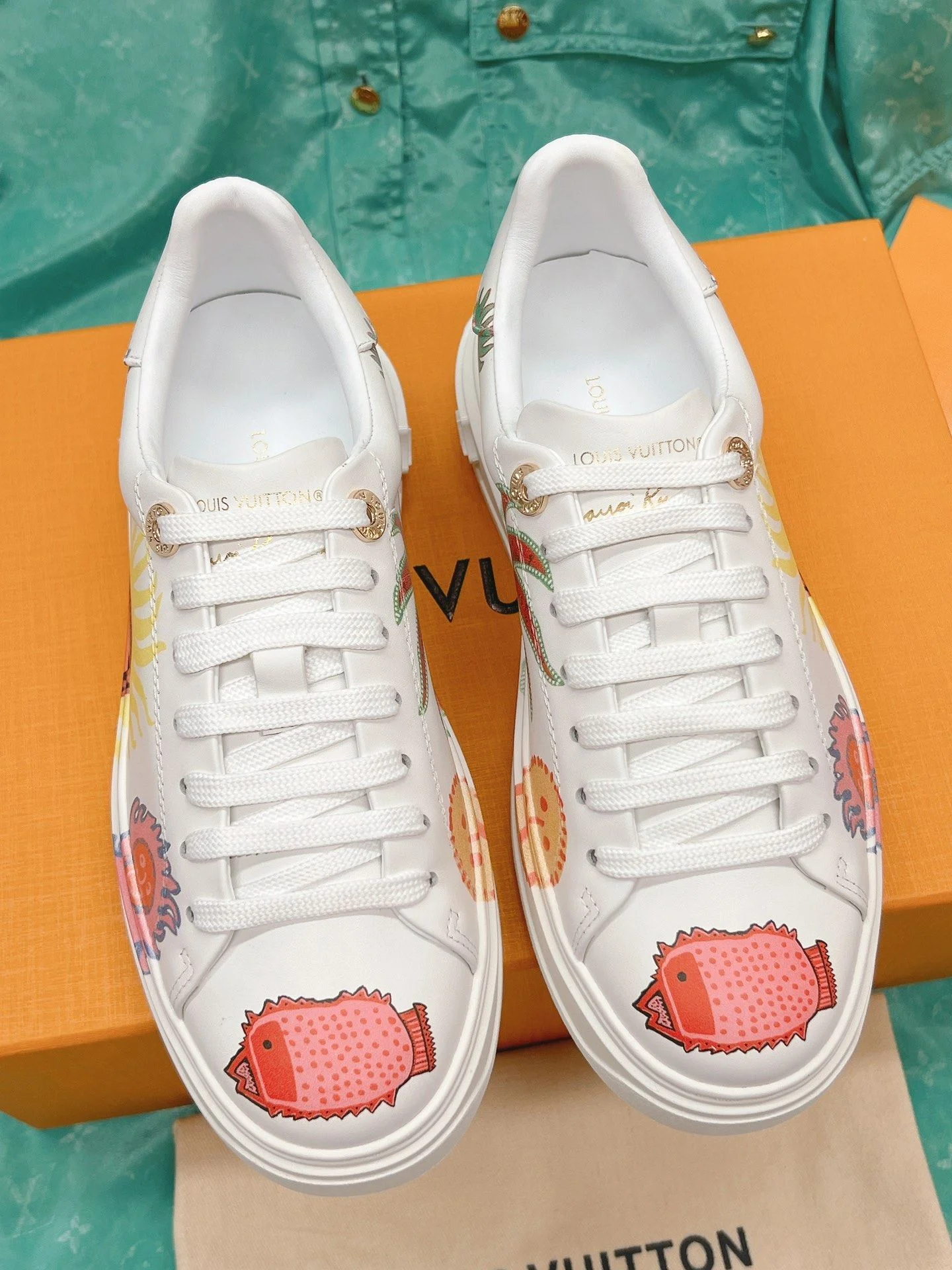 Louis Vuitton Low Shoes