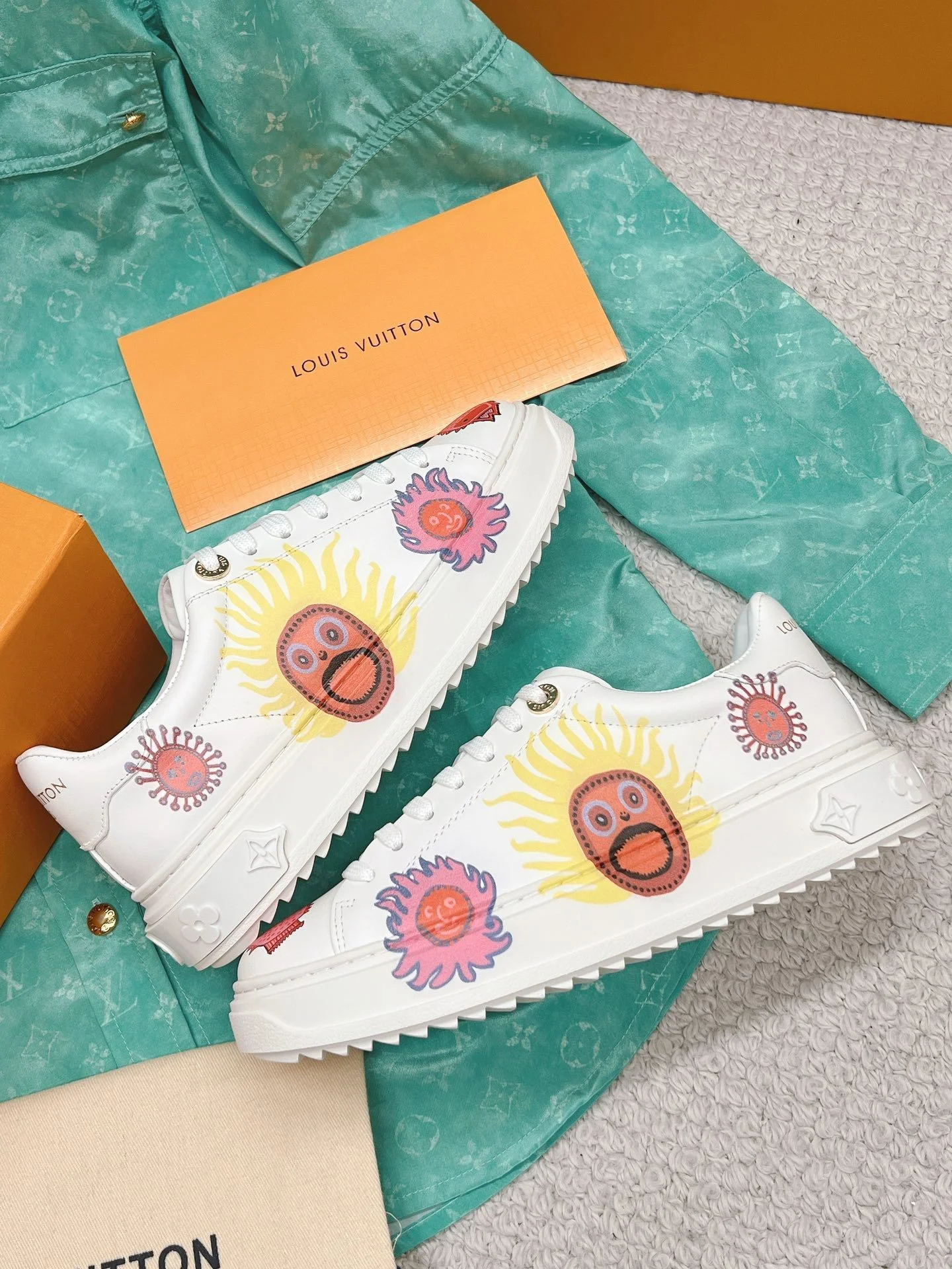 Original Louis Vuitton Low Shoes