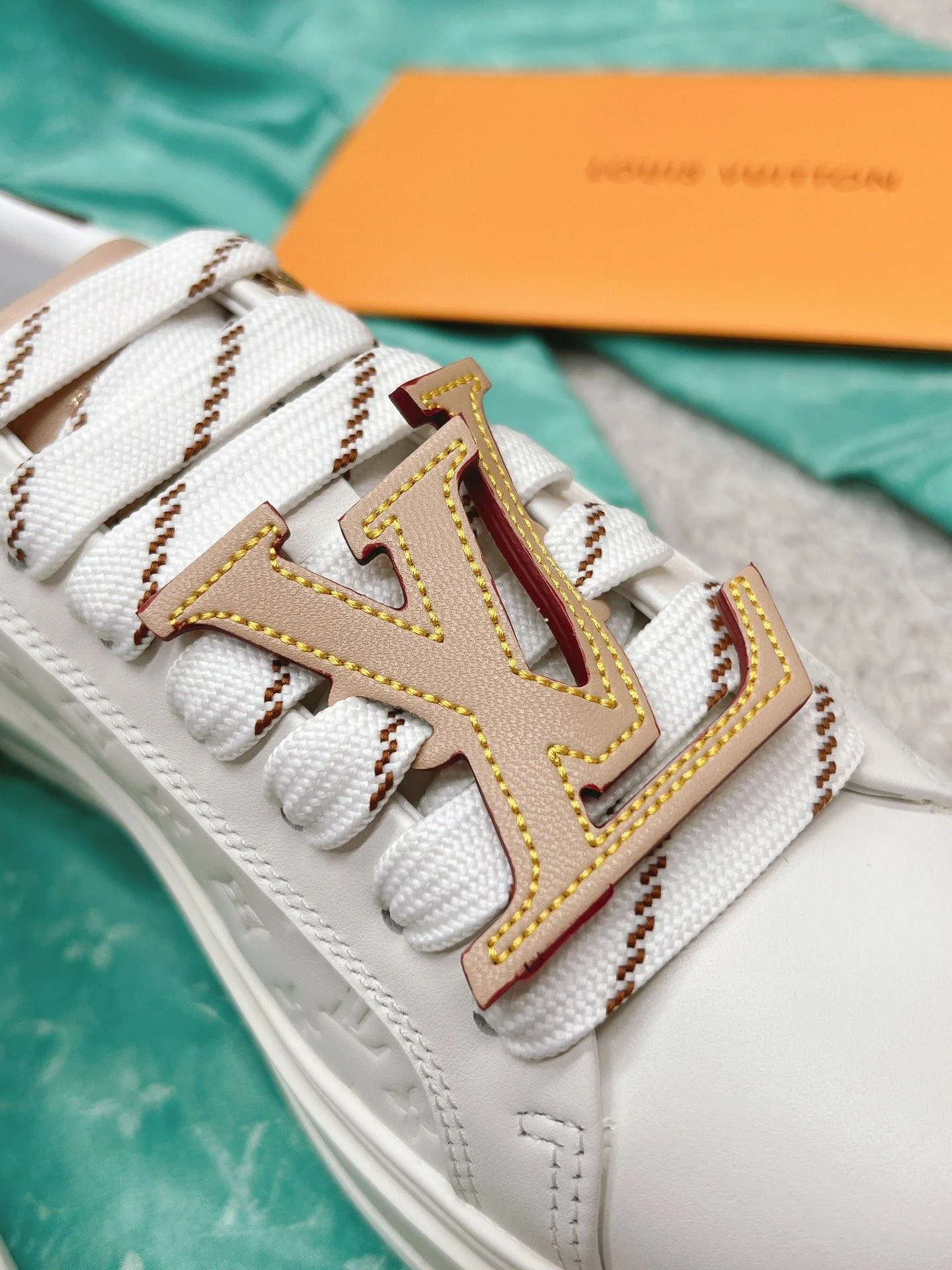 Louis Vuitton Low Shoes
