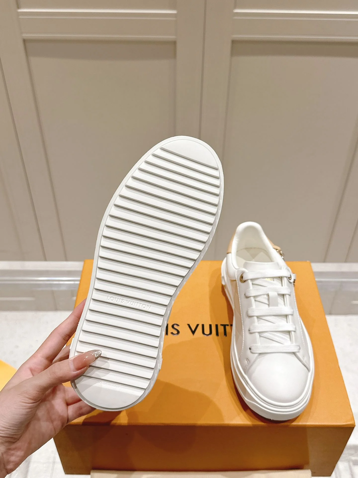 Real Louis Vuitton Low Shoes