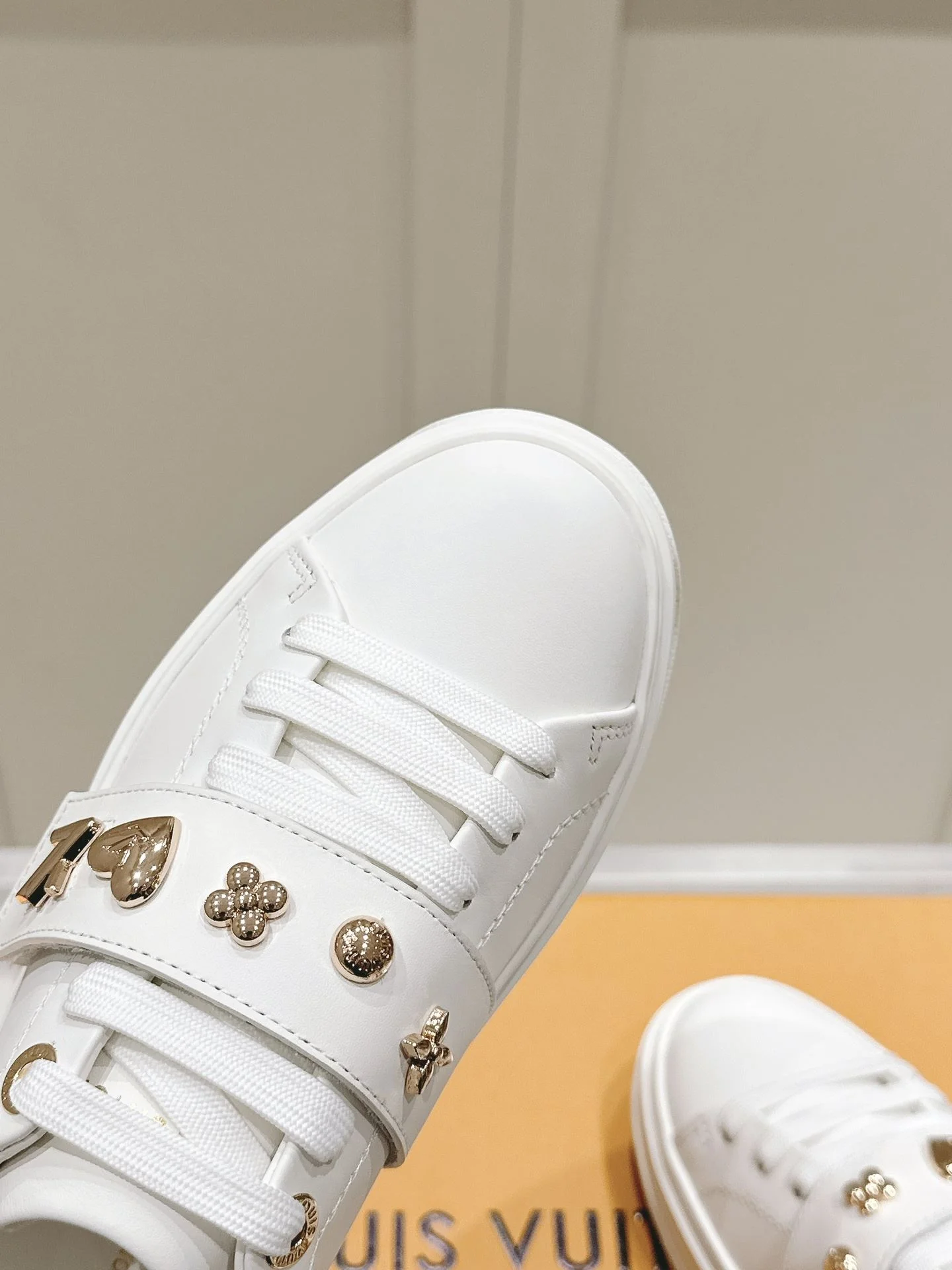 Affordable Louis Vuitton Low Shoes