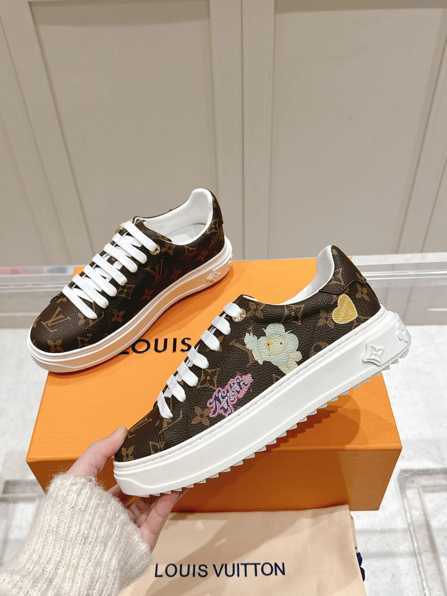 Economical Louis Vuitton Low Shoes