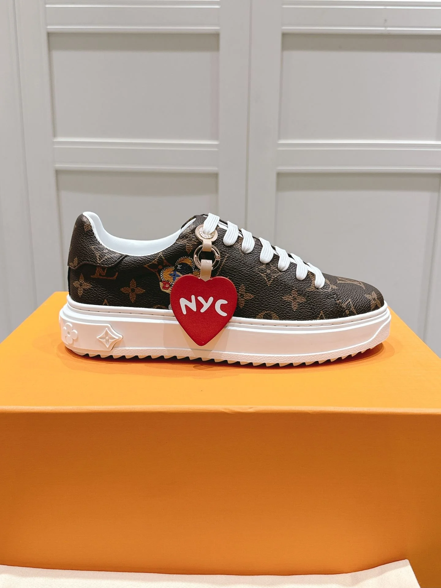 Economical Louis Vuitton Low Shoes