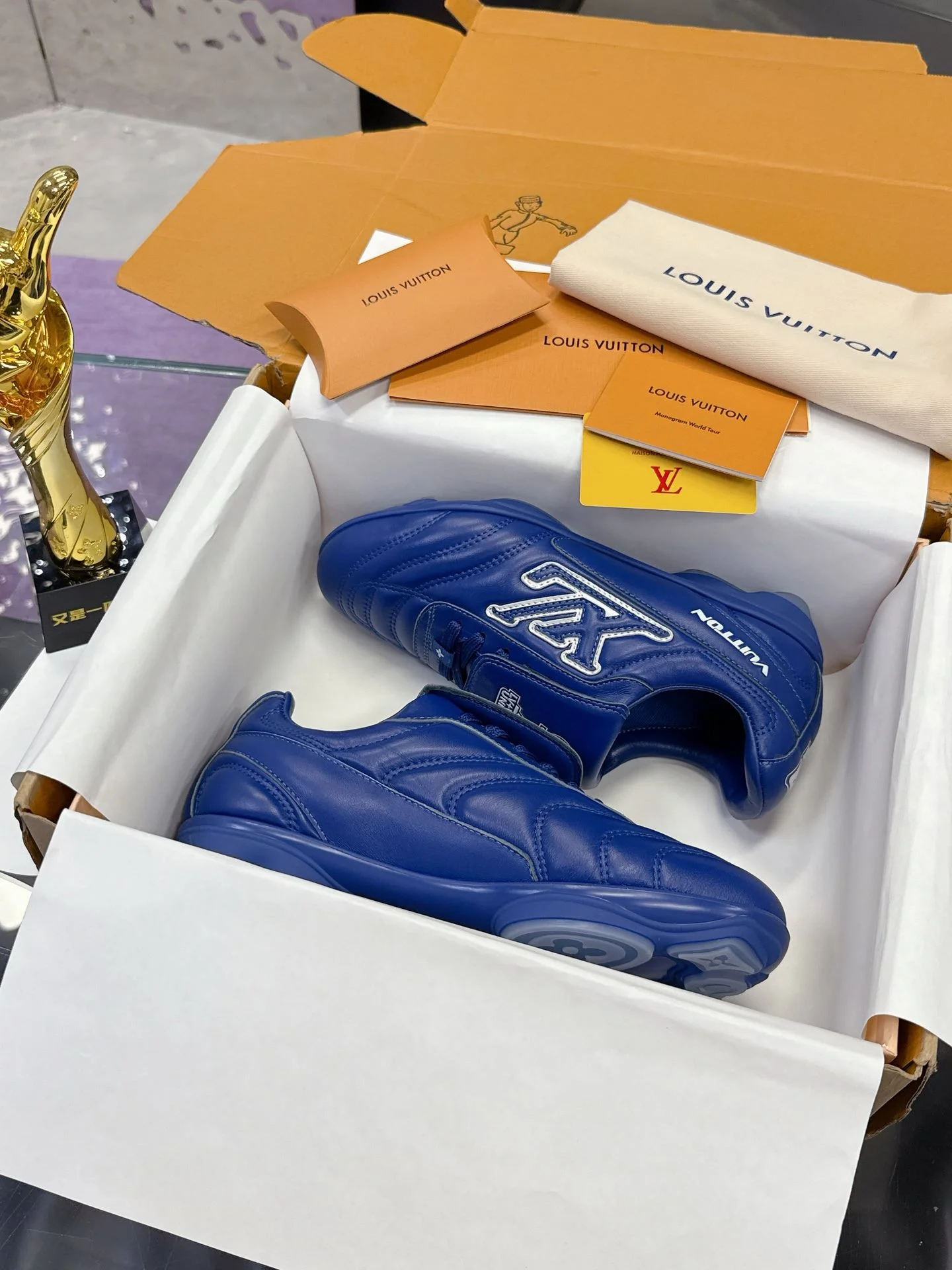 Louis Vuitton Low Shoes