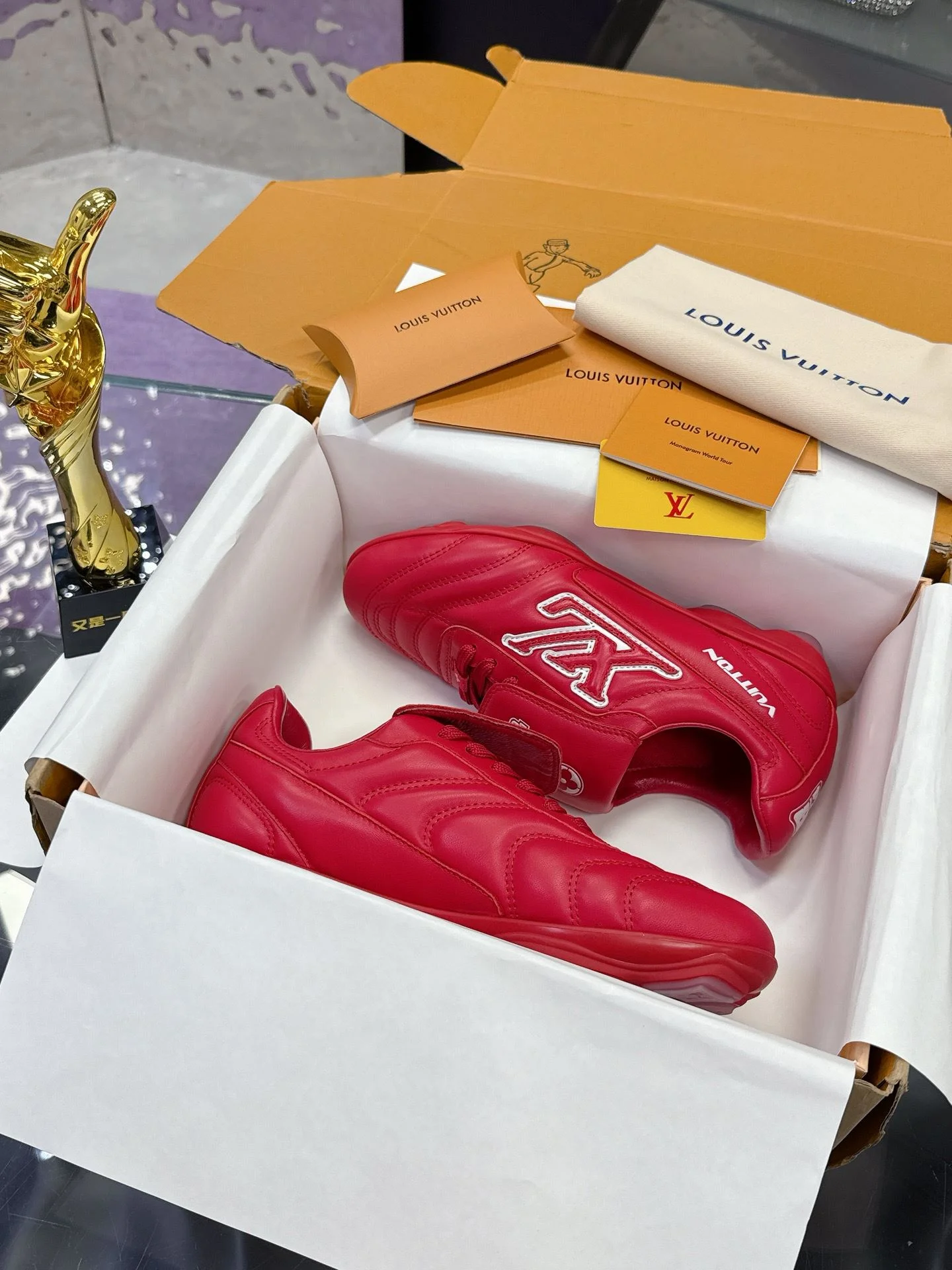 Louis Vuitton Low Shoes