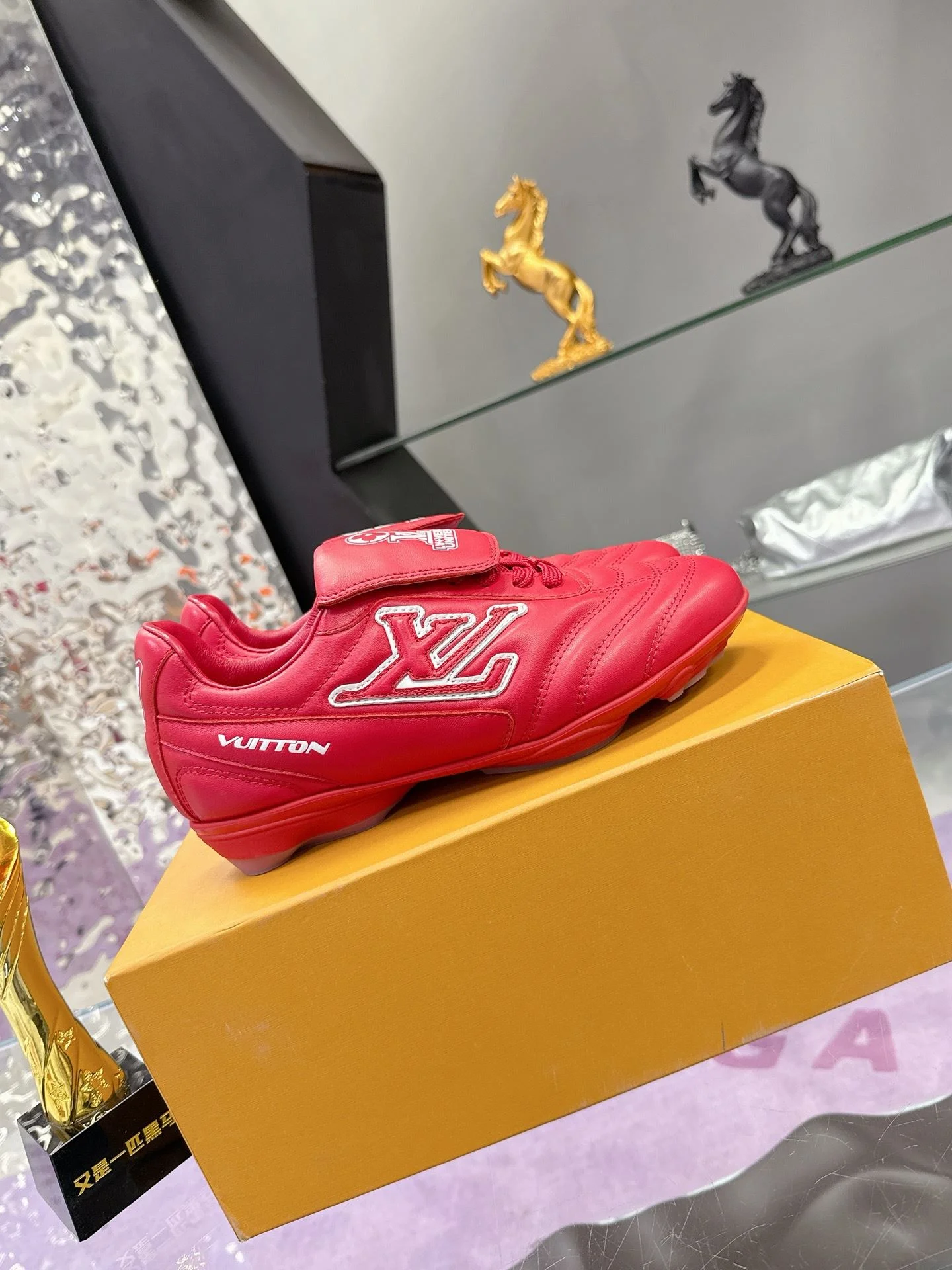 OEM Louis Vuitton Low Shoes
