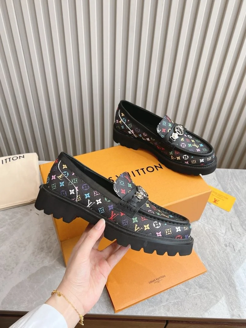 Louis Vuitton Low Shoes